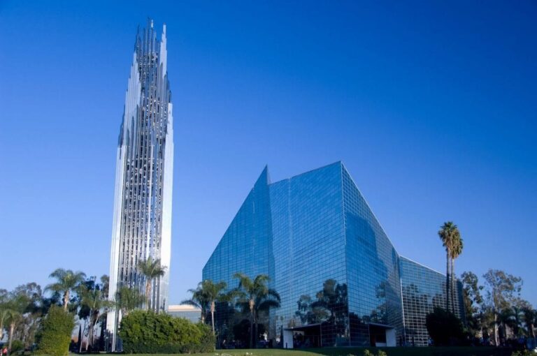 Behind the Scenes at the Crystal Cathedral - Debra Rienstra